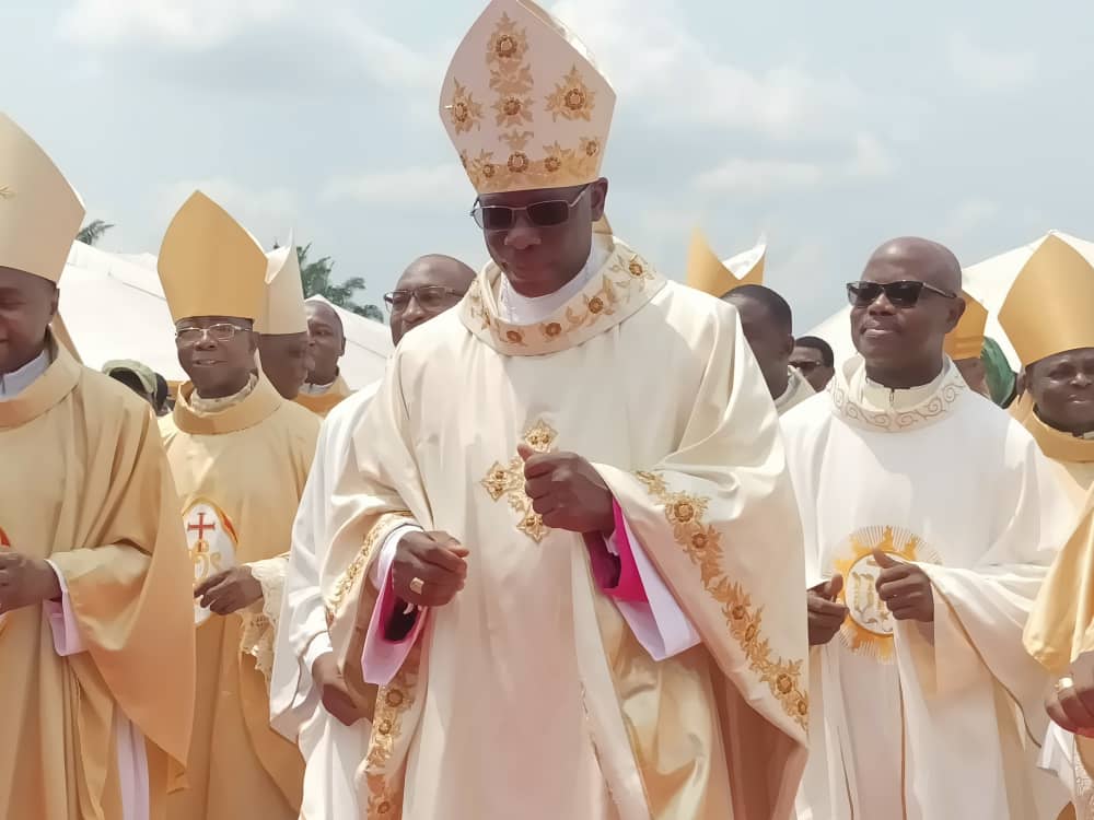 PHOTOS NEWS: Moment Anthony Ewherido Was Ordained As Bishop Of Warri ...